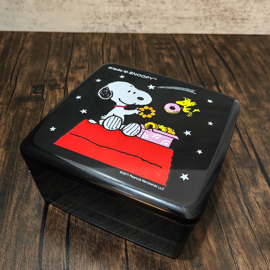 Snoopy misdo container, Furniture & Home Living, Kitchenware ...