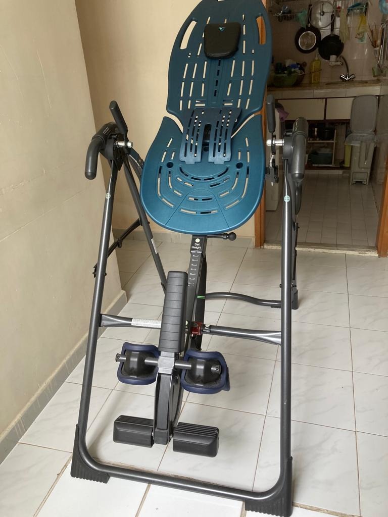 美國 Teeter® EP-960 LTD 牽引倒立機｜脊椎拉伸倒吊器材, 健康及營養食用品, 輔助和康復輔助, 輔助和康復輔助 - 康復器械 ...