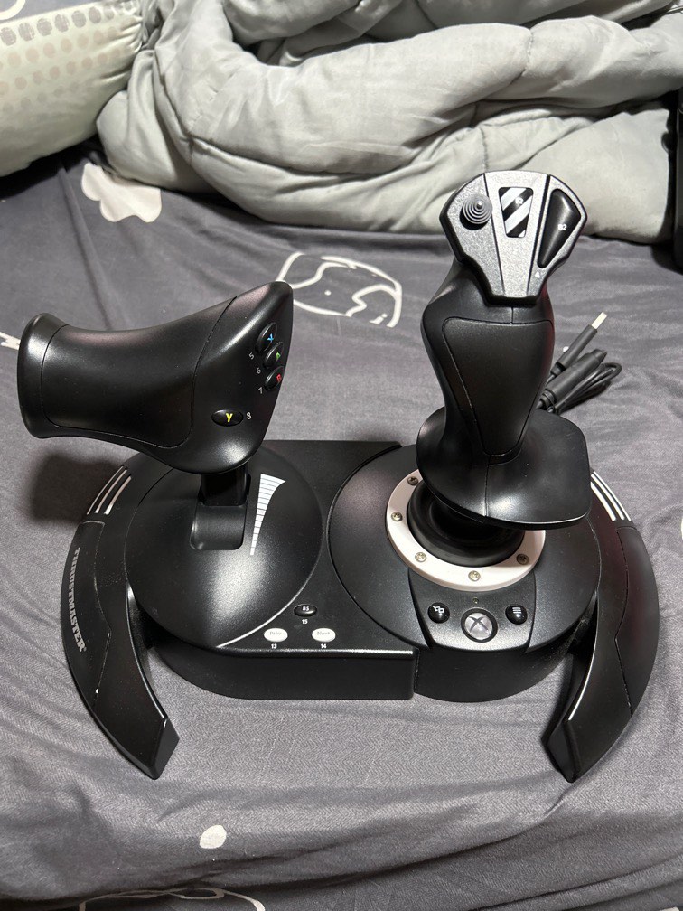 Thrustmaster Hotas One for xbox one, series s/x and PC, Video Gaming ...