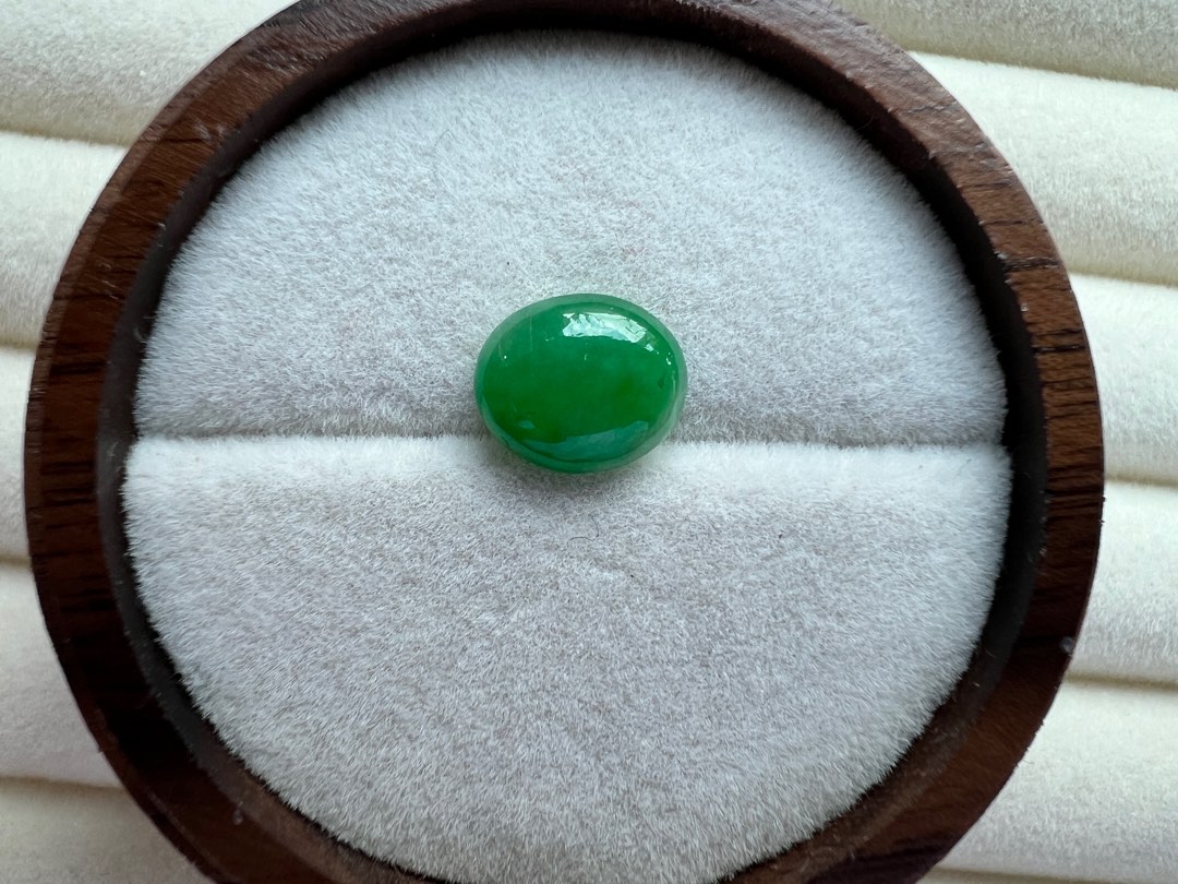 Type A jadeite jade, Women's Fashion, Jewelry & Organisers, Precious ...