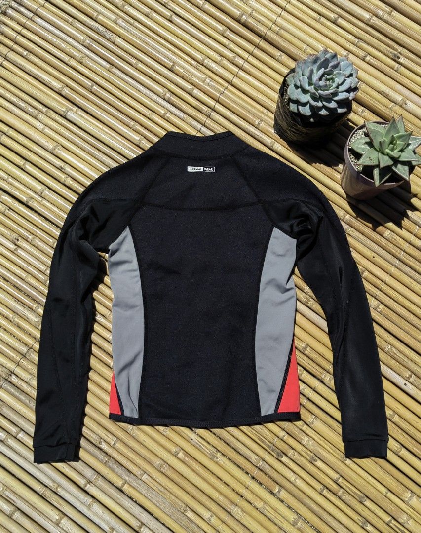 TYR Rash Guard Thermal Wear Kids on Carousell