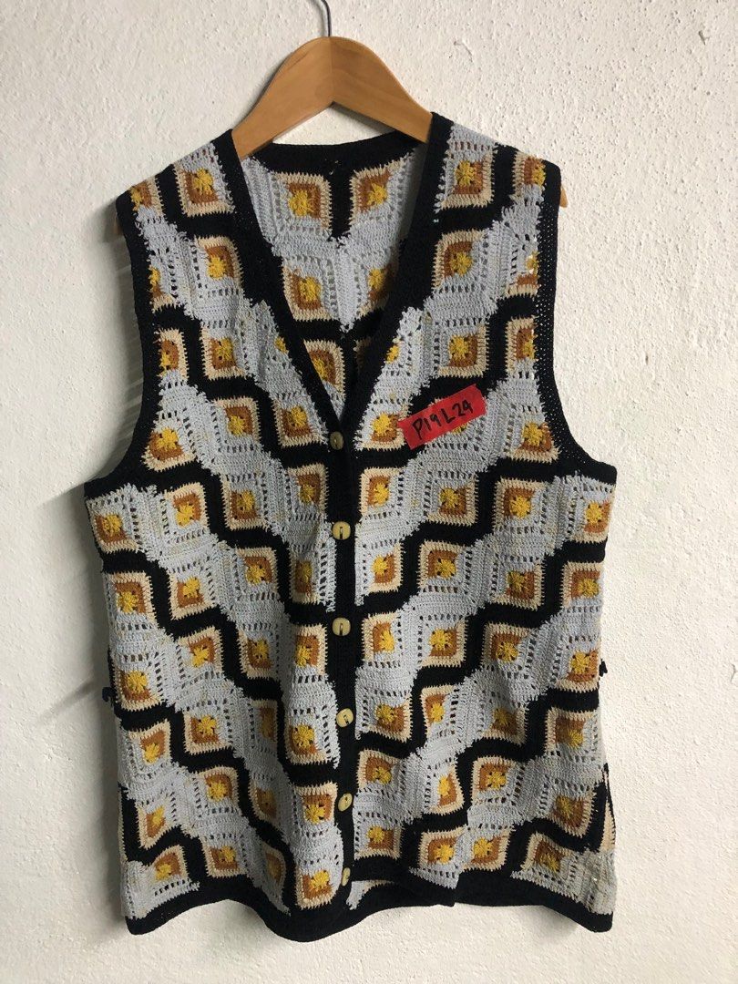 Vests kain kait, Men's Fashion, Tops & Sets, Vests on Carousell