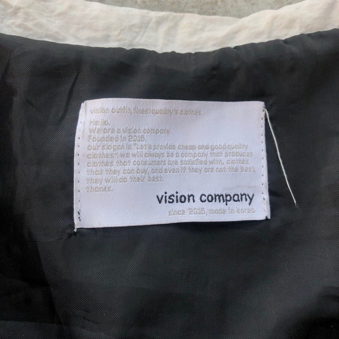 vision-company-windbreaker-jacket-on-carousell