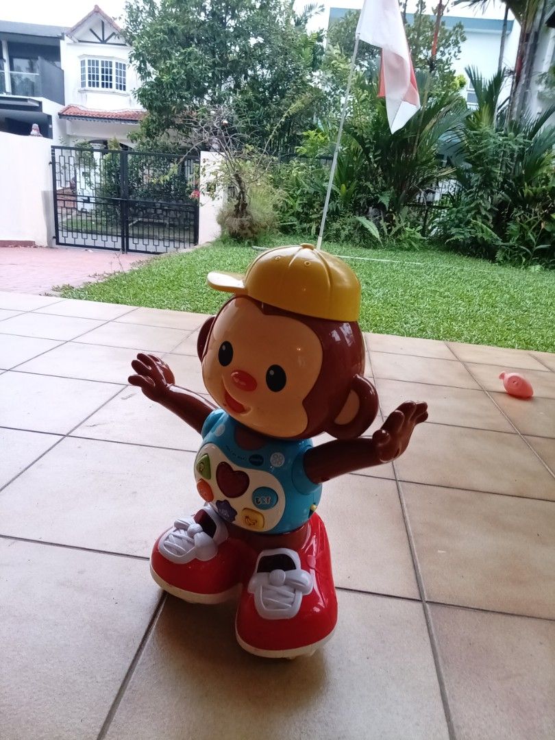 VTech Chase Me Casey, Babies & Kids, Infant Playtime on Carousell