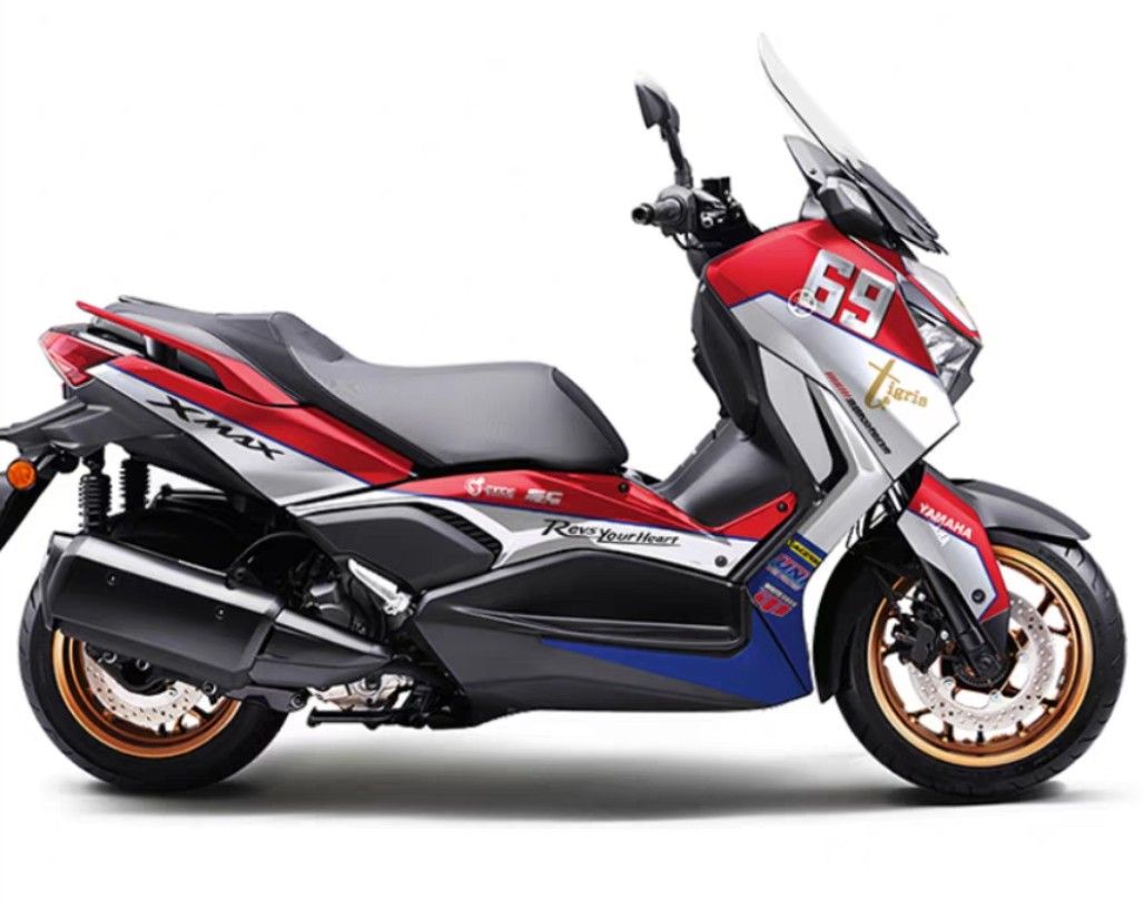 XMAX300 (2023) Decal Kit + Installation, Motorcycles, Motorcycle ...