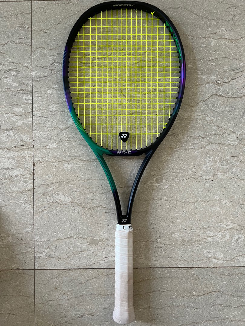 Yonex VCore Pro 97D 320g L3, Sports Equipment, Sports & Games, Racket ...