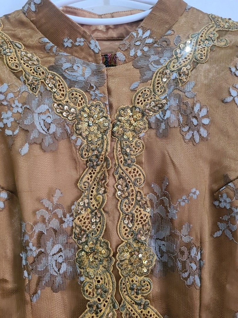 1 SET KEBAYA PAYET BORDIR ROK BATIK SIZE L, Fesyen Wanita, Pakaian ...