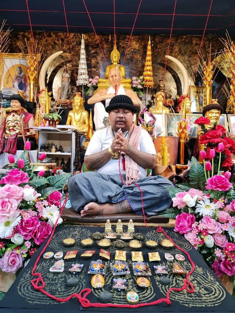 1st Jumbo Locket By Phra Ngan By Ajarn Monsanae Cute Edition BE2560 ...