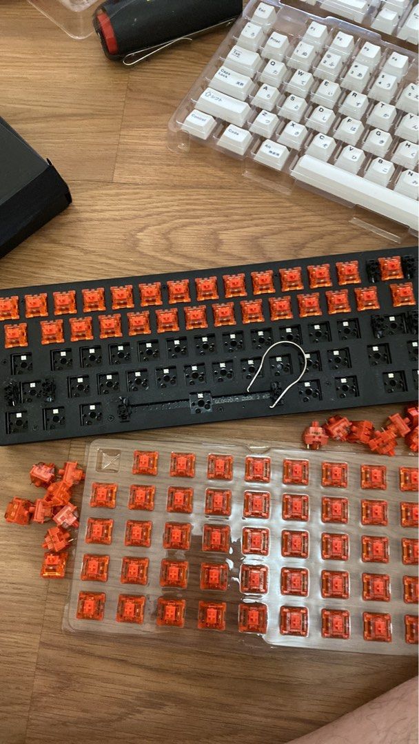 Akko Red Switches bundle on Carousell