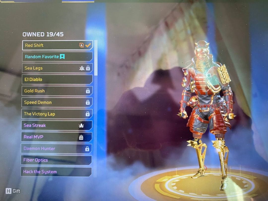 Apex Legends wraith heirloom account, Video Gaming, Gaming Accessories ...