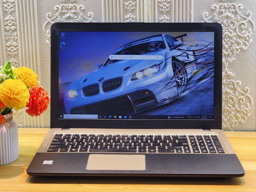 Asus SonicMaster X540UPR Core i7-8Th Gen 8Gb Ram 128Gb SSD AMD Radeon ...