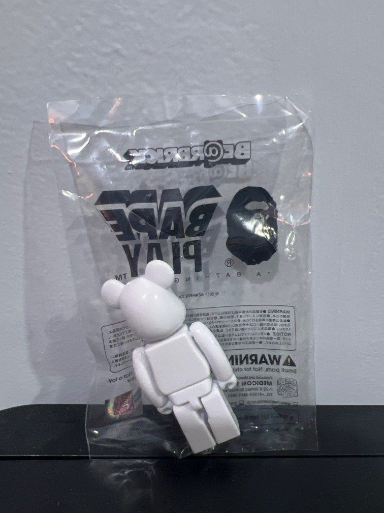 Bearbrick A bathing Ape bape 100%, Hobbies & Toys, Toys & Games on ...