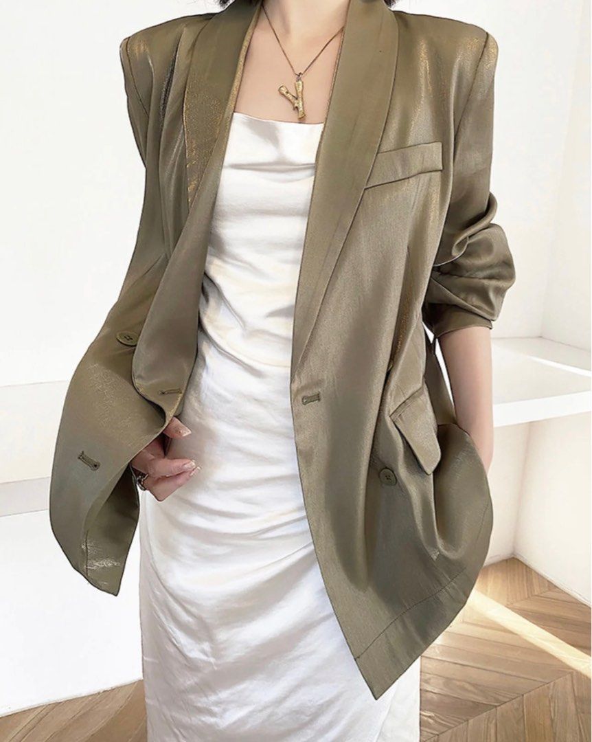BNWT Lexi and Lou Ives Sheen Light Blazer in Olive Green, Women's ...