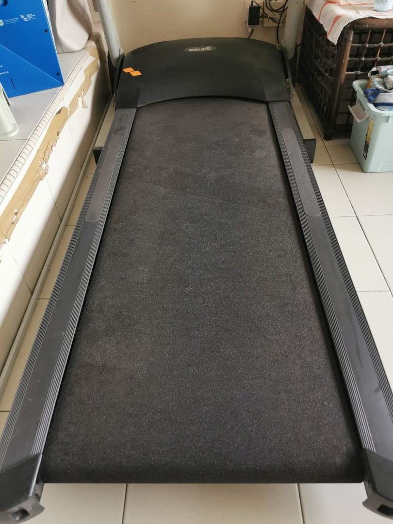 Bremshey Treadmill, Sports Equipment, Exercise & Fitness, Cardio ...
