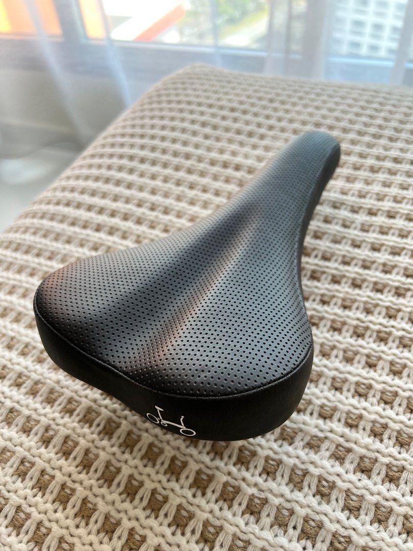 Brompton Stock Saddle, Sports Equipment, Bicycles & Parts, Parts ...
