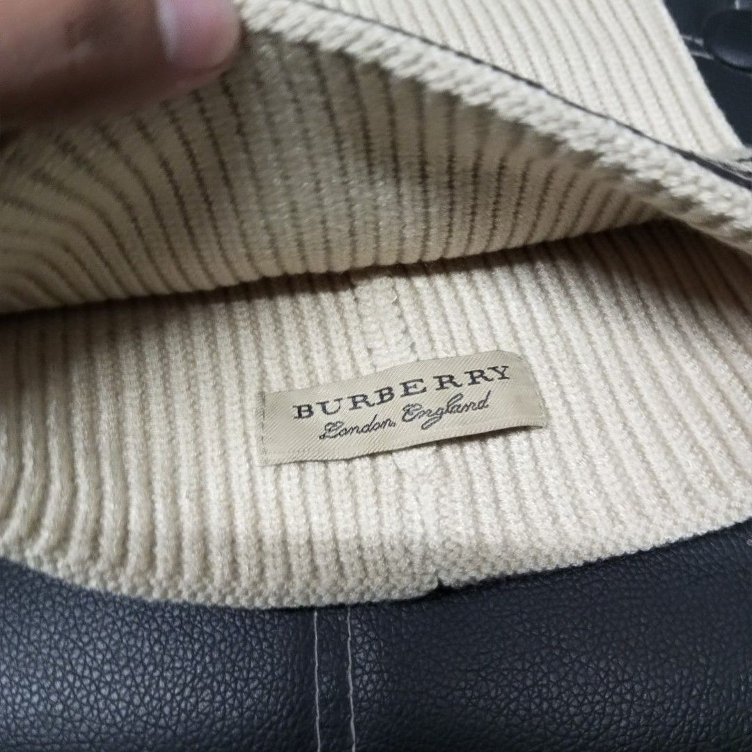 Burberry Beanie Hat, Women's Fashion, Watches & Accessories, Hats ...