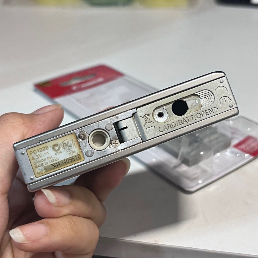 Canon IXUS 70 Digital Camera Digicam & NB-4L Battery [READ DESC ...