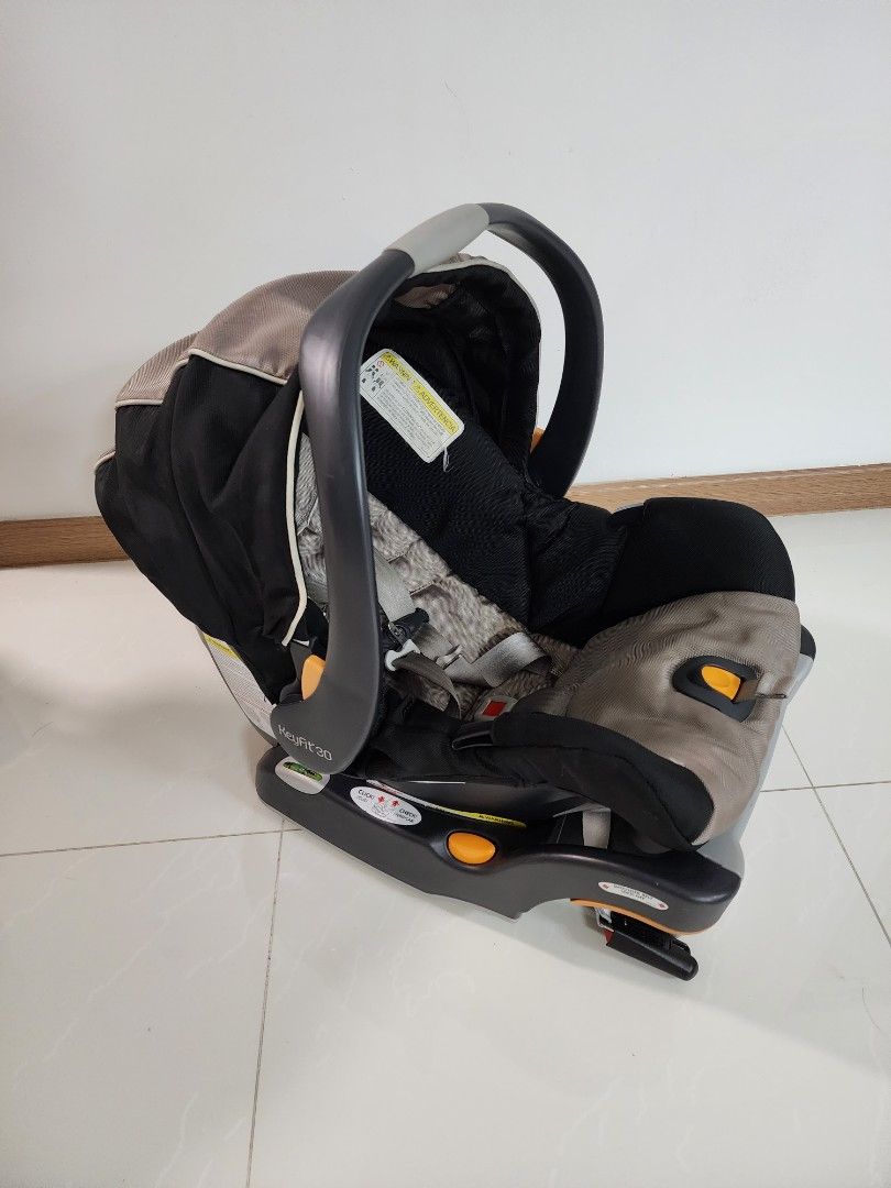 Chicco bravo keyfit 30, Babies & Kids, Going Out, Car Seats on Carousell