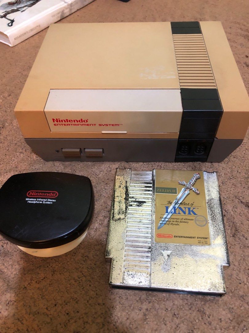 Classic NES unit lot set with LOZ2 and wireless headphone system, Video ...