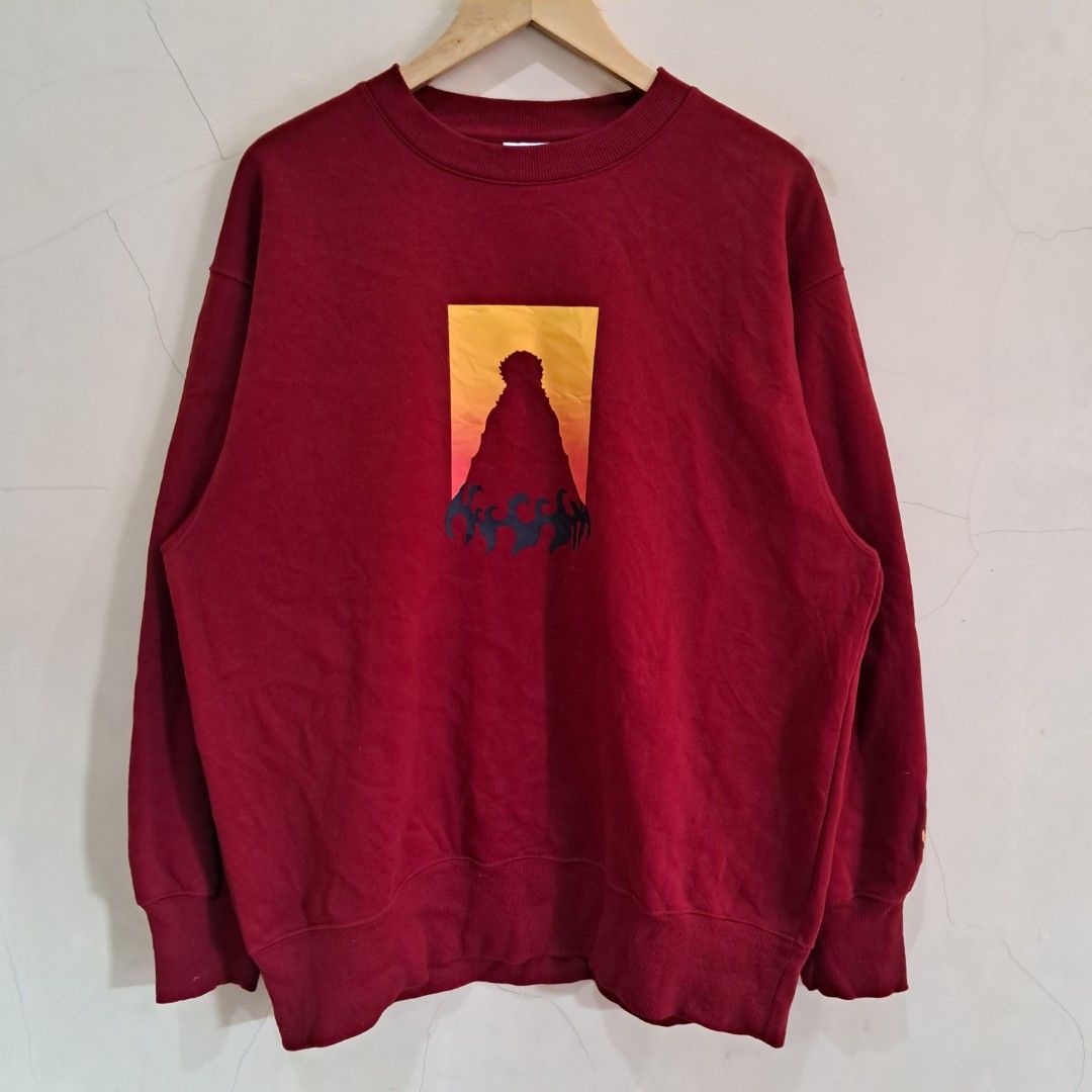 Crewneck GU x Demon Slayer "KimetsunoYaiba" like new, Fesyen Pria ...
