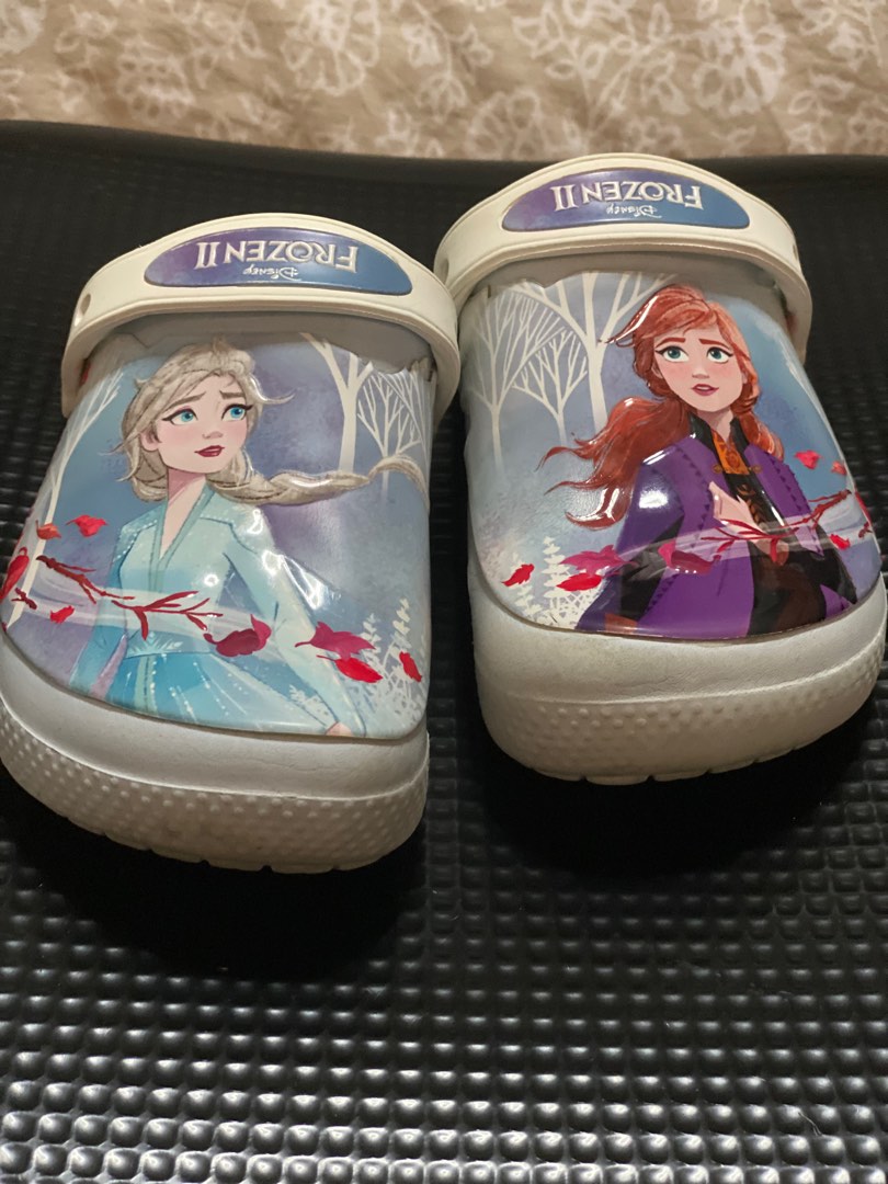 CROCS Authentic Frozen 2 Elsa and Anna, Babies & Kids, Babies & Kids ...