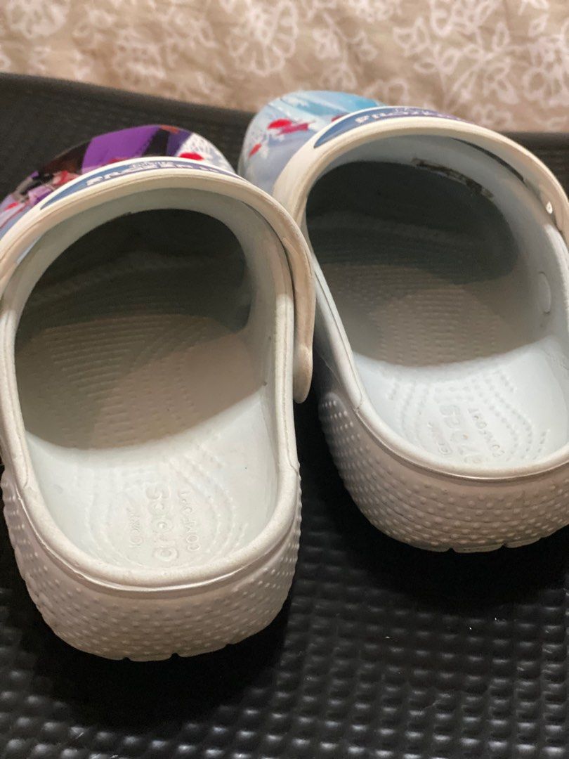 CROCS Authentic Frozen 2 Elsa and Anna, Babies & Kids, Babies & Kids ...