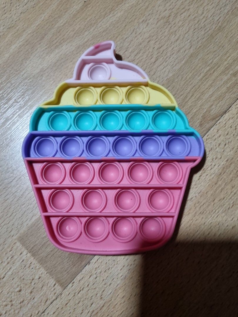 Cupcake pop it, Hobbies & Toys, Toys & Games on Carousell