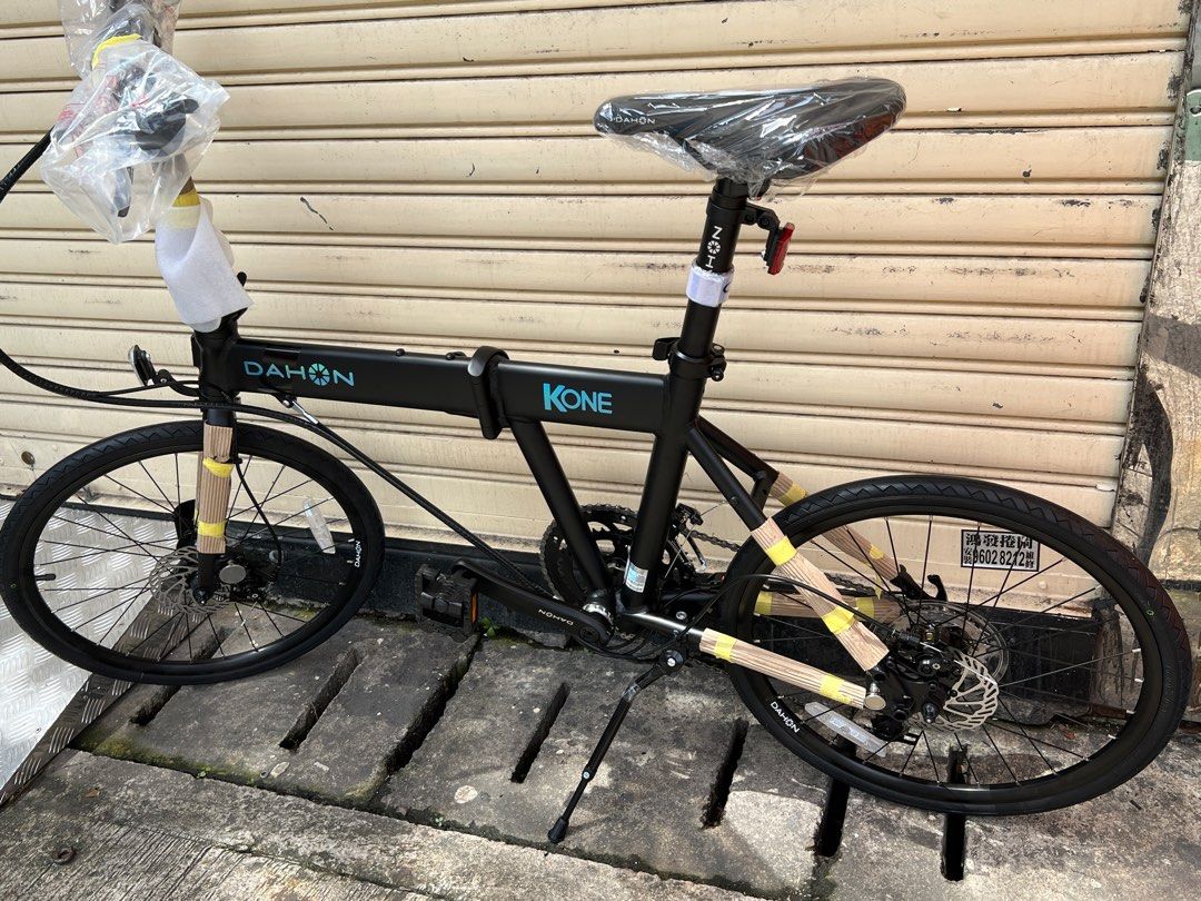 DAHON KONE FDA083 20寸雙餅版18速折疊單, 運動產品, 單車及配件, 單車 - Carousell
