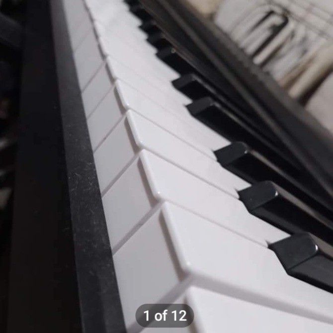 DAVIS D-885 KEYBOARD, Hobbies & Toys, Music & Media, Musical ...