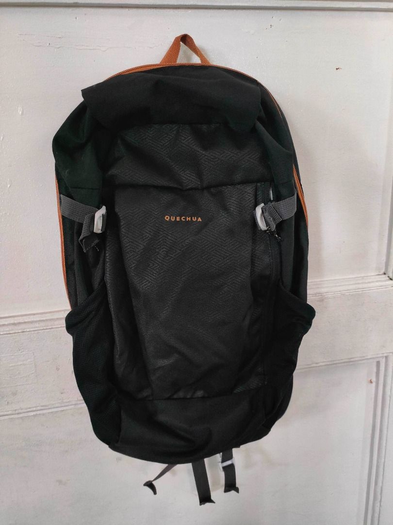 Decathlon Quencha Day Hike Bag, Men's Fashion, Bags, Backpacks on Carousell