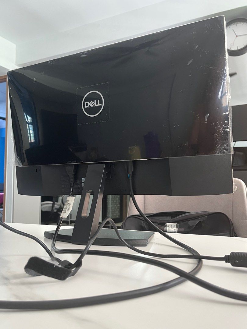 DELL SE2419HR 24" inch FHD Display Monitor 1x HDMI Port 1x VGA Port ...