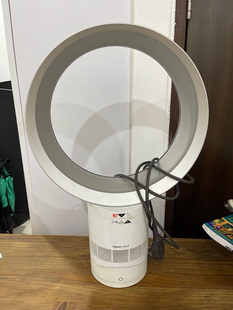 Dyson AM06 table fan, Furniture & Home Living, Lighting & Fans, Fans on ...
