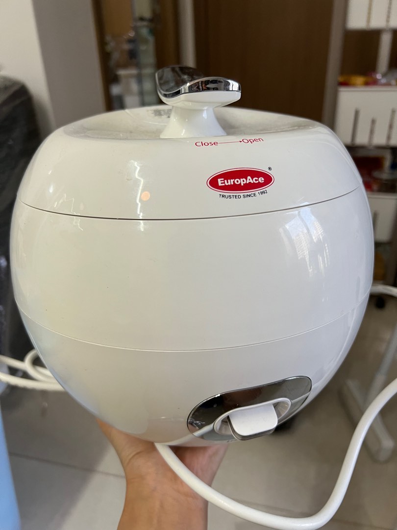 EuropAce rice cooker 0.8L, TV & Home Appliances, Kitchen Appliances ...