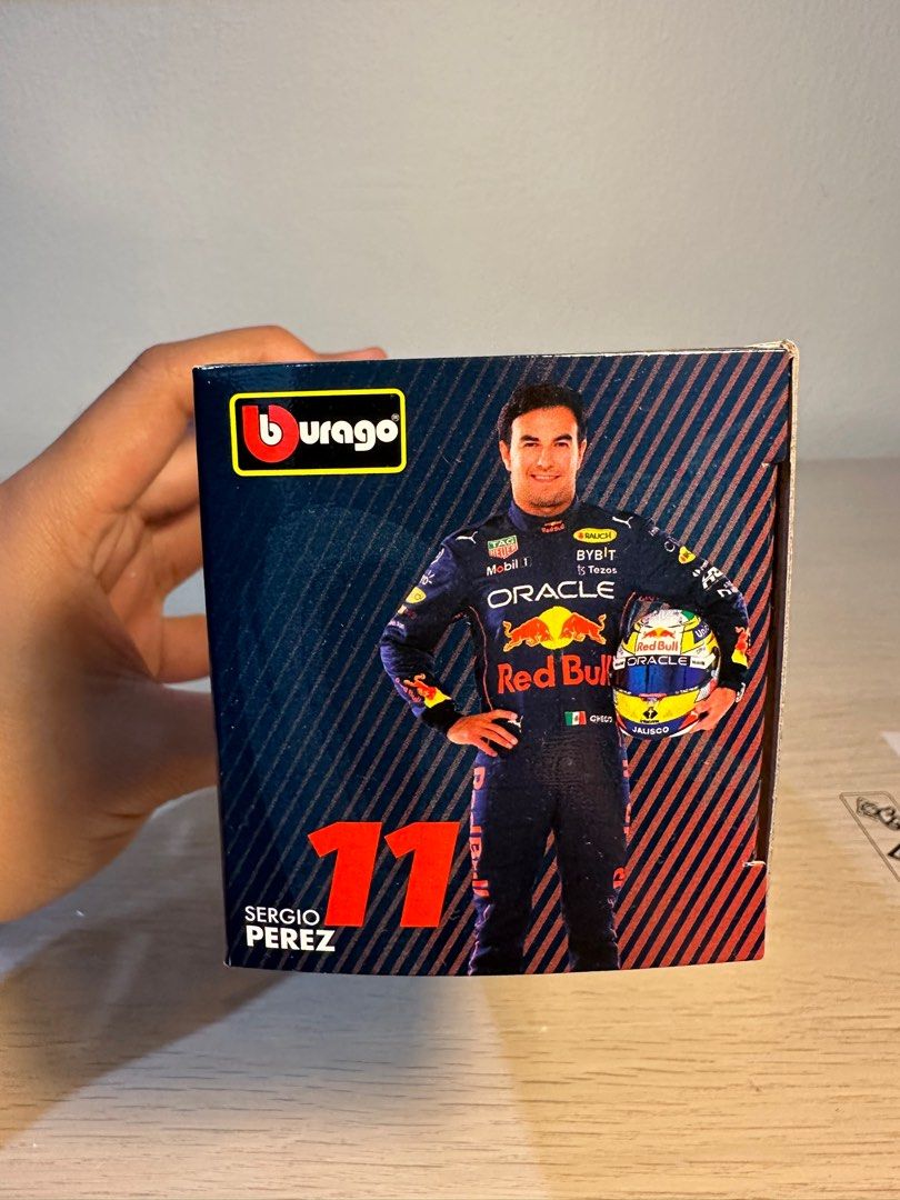 F1 Diecast Bburago Red Bull Racing RB18 2022 F1 World Champion Max ...