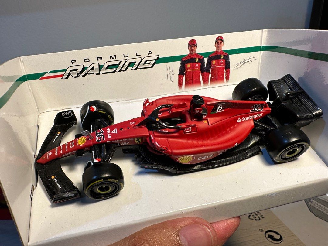 F1 Ferrari Diecast Model F1-75 1:43 Bburago Charles Leclerc Carlos ...