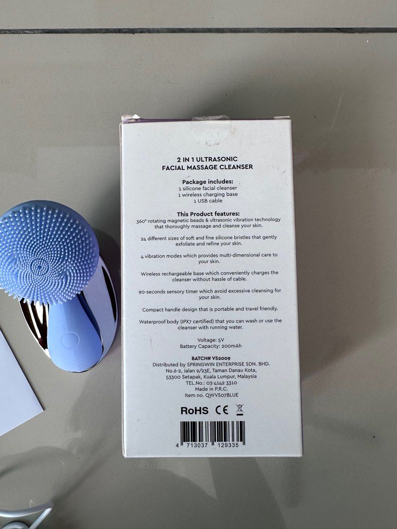 Face wash device, Beauty & Personal Care, Face, Face Care on Carousell