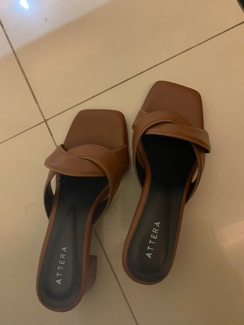 Attera heels, Fesyen Wanita, Sepatu di Carousell
