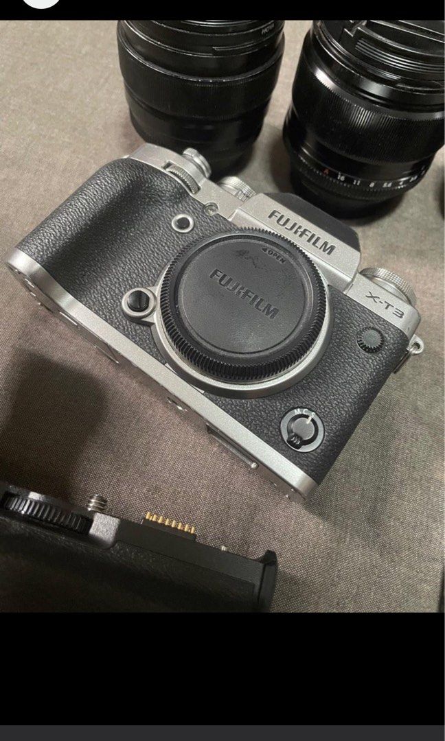Fujifilm XT3 (silver), Photography, Cameras on Carousell