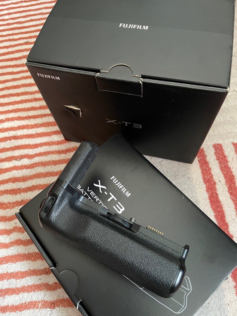 Fujifilm XT3 (silver), Photography, Cameras on Carousell