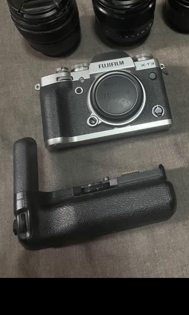 Fujifilm XT3 (silver), Photography, Cameras on Carousell