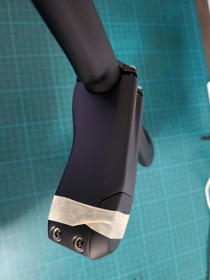 Fully internal cable separate carbon drop bar and stem, Sports ...