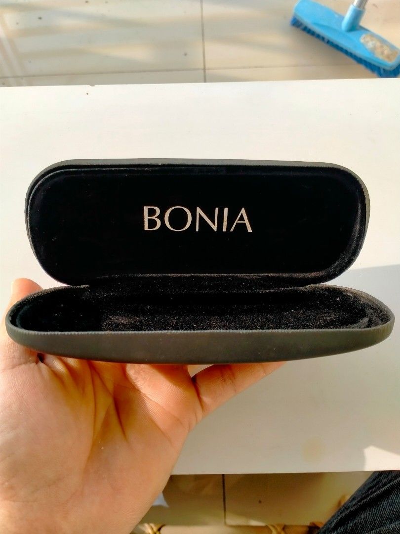 hardcase kacamata merk BONIA Original Vintage authentic Rare/limited ...