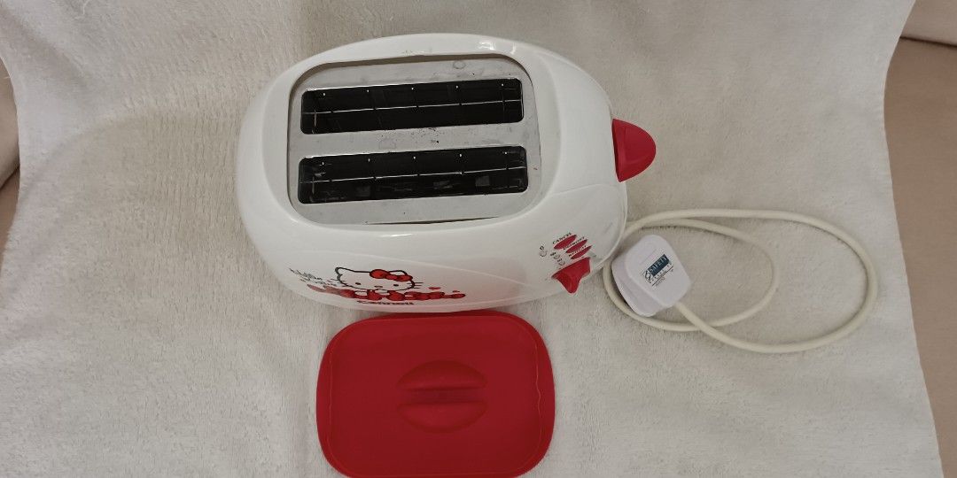Hello Kitty bread toaster, TV & Home Appliances, Kitchen Appliances ...