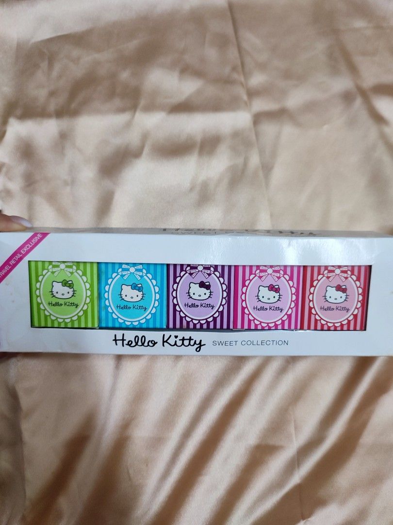 Hello Kitty Collector Edition [Sweet Collection], Hobbies & Toys ...