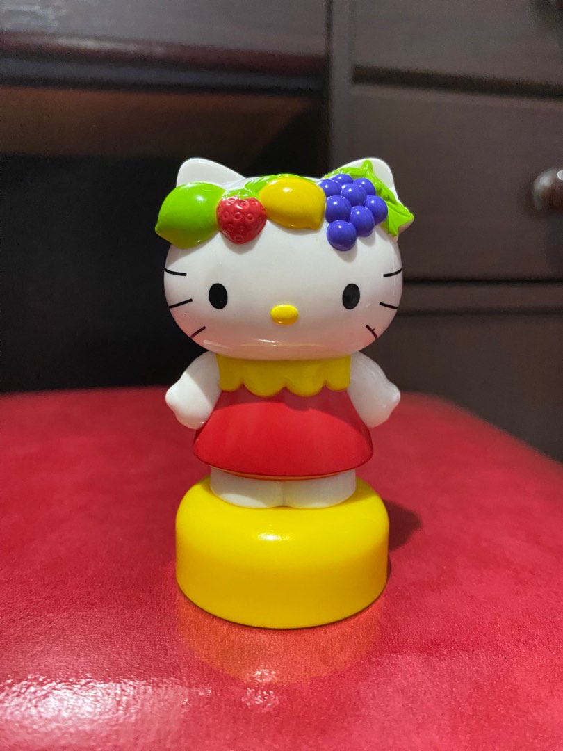 Hello kitty hard 1 on Carousell