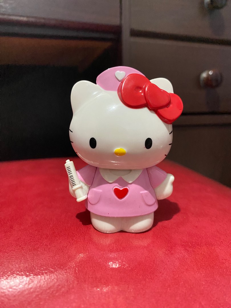Hello kitty hard 2 on Carousell