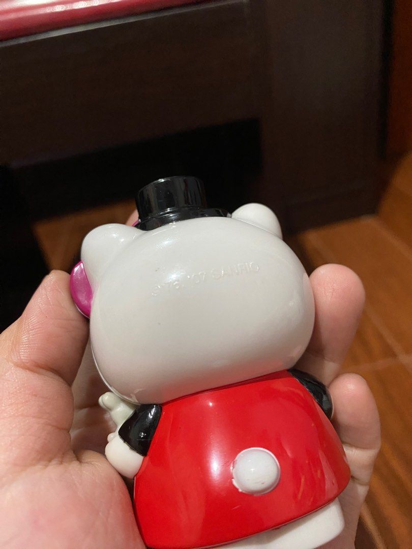 Hello kitty hard magician, Hobbies & Toys, Toys & Games on Carousell