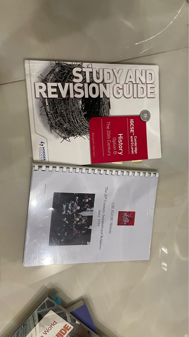 IGCSE Cambridge CIE revision guide + school notes, 興趣及遊戲, 書本 & 文具, 書本及 ...
