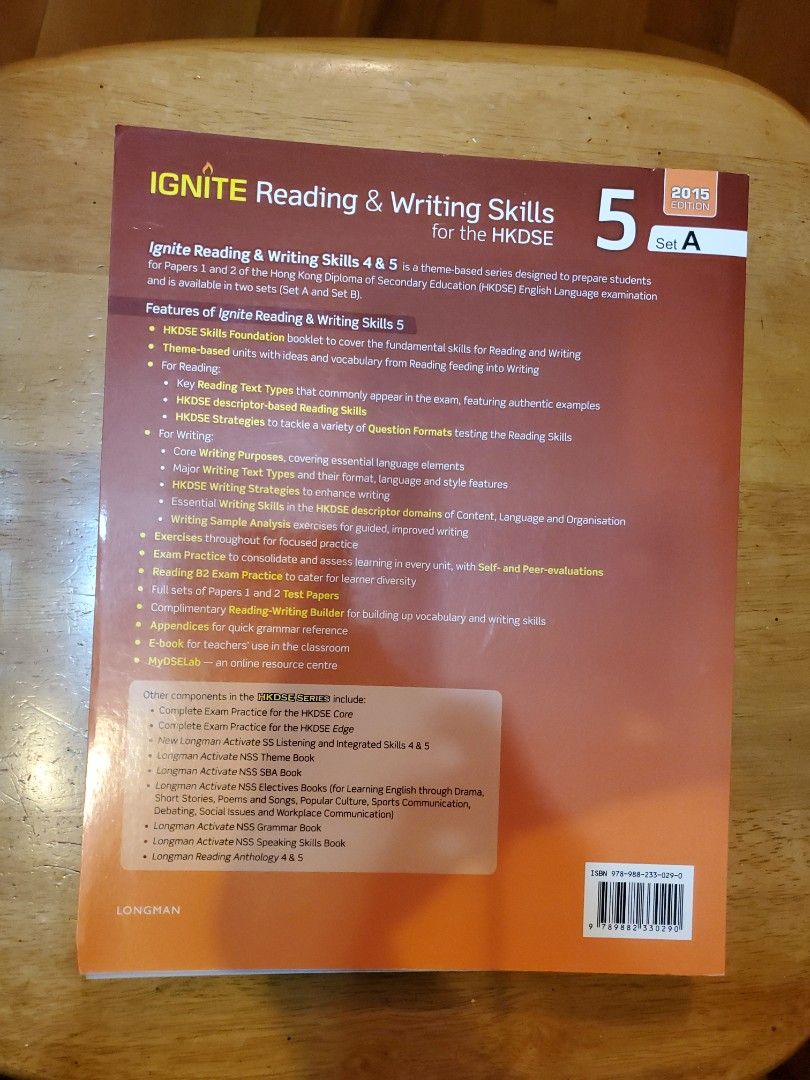 Ignite Reading & Writing Skills for the HKDSE 5 Set A, 興趣及遊戲, 書本 & 文具 ...