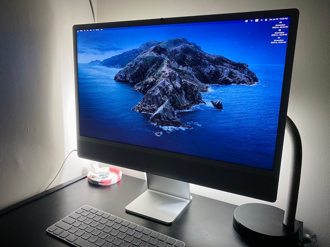 iMac M1 24” 16GB RAM 256GB SSD w/ warranty (October), Computers & Tech, Desktops on Carousell